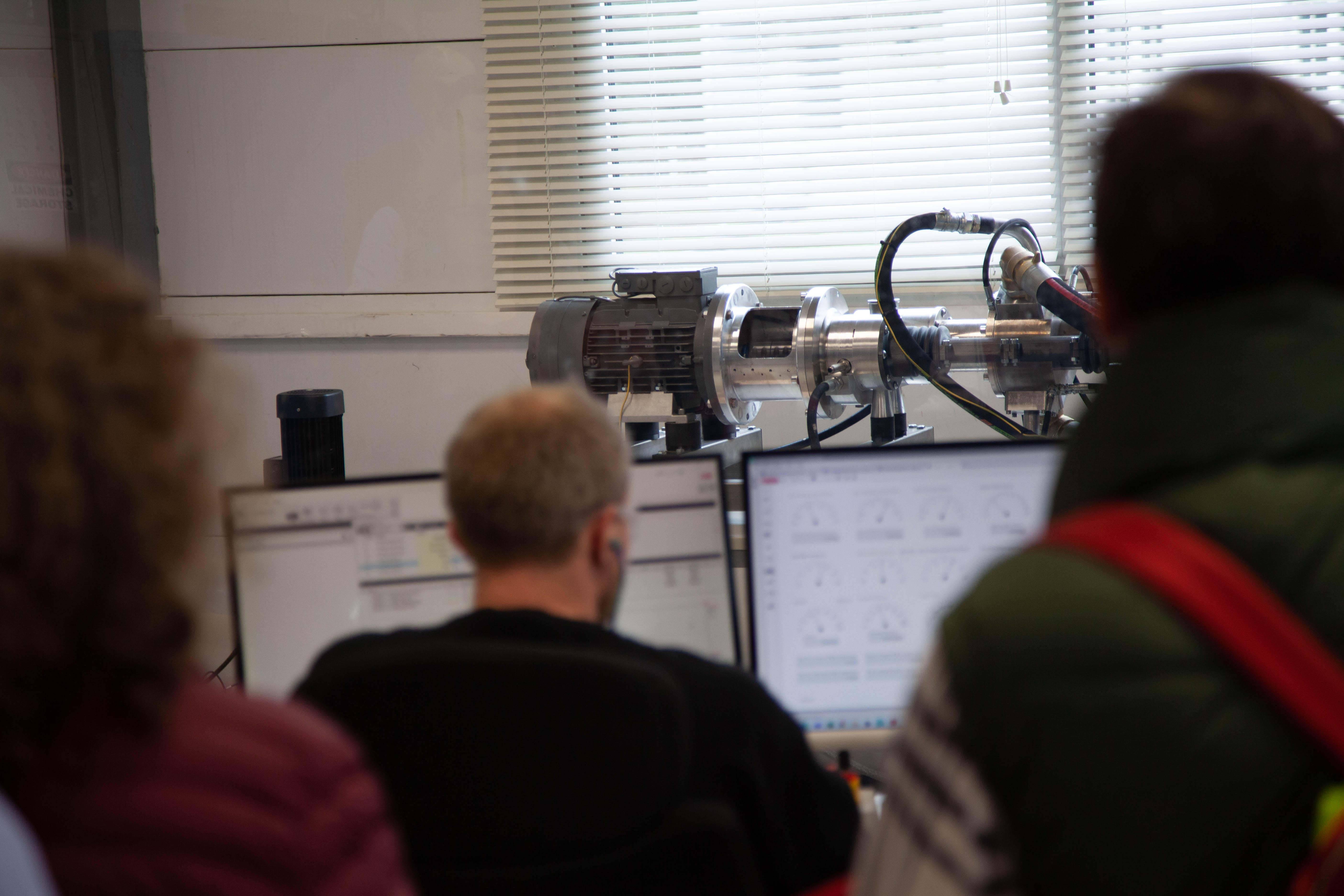 Eyde-cluster - - Det er ikke nødvendigvis farlig selv om det lukter vondt